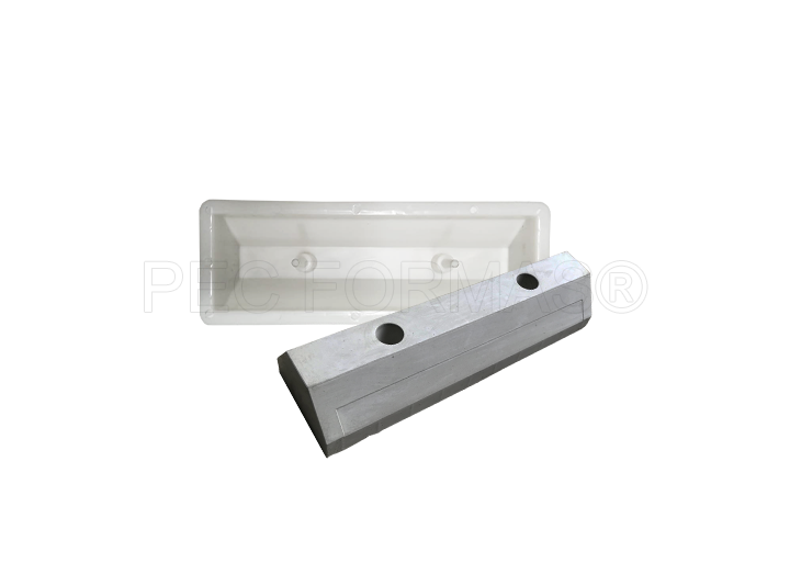 BS617 - Fôrma p/ Prisma Bate Roda com Lado Chanfrado | Pec Maq Pec Formas®